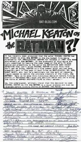 BAT-BLOG.COM MicHAEL KEATONA die BATMAN?! ie Bt MICL WEATEN t.w eiet aeine EDRETLESUTMES BTON SEUN BAD. te 1-0 TRENETNE ETERTIVE S ETLEUICE. 'n t8 AT