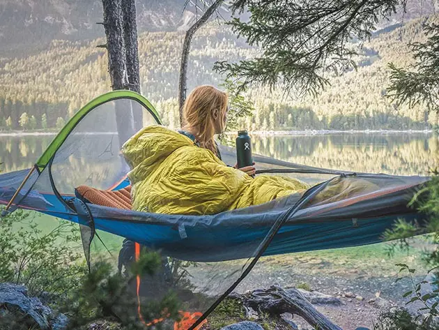 Spraw, aby dystans społeczny był zabawą dzięki temu sprzętowi outdoorowemu