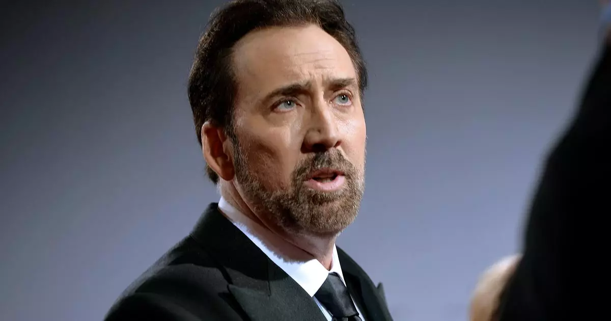 Lan Saiki, Nicolas Cage Nyanyi 'Purple Rain'