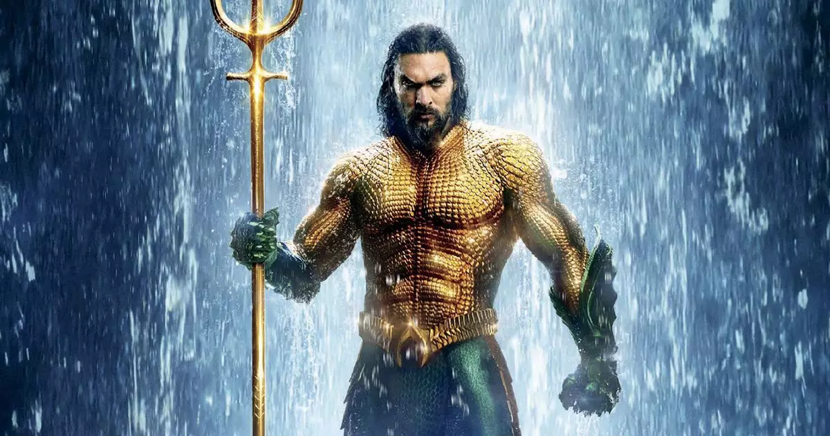 DC'S Aquaman Arimo Gutiza Urupapuro Rwukuri Mubitabo Byakinishijwe