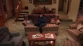 Roseanne Baru Terjadi di Dimensi Lain, Serius