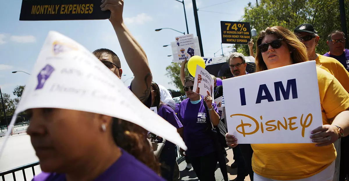 Telur Paskah Taman Tema Disney sing ora nyenengake