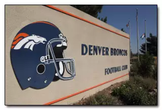 DENVER BRONCOS Cn COIS