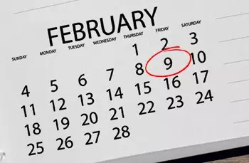 5 Pembunuh Berantai Menakutkan yang Tidak Pernah Tertangkap - Kalender Menampilkan tanggal Jumat 9 Februari